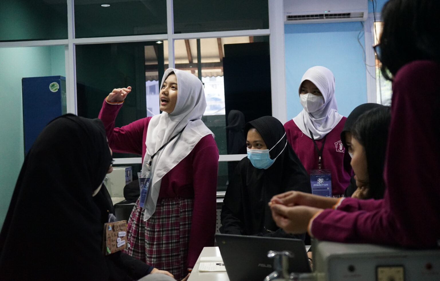 OSIS of Pribadi School Depok Prepares New Students for an Exciting ...